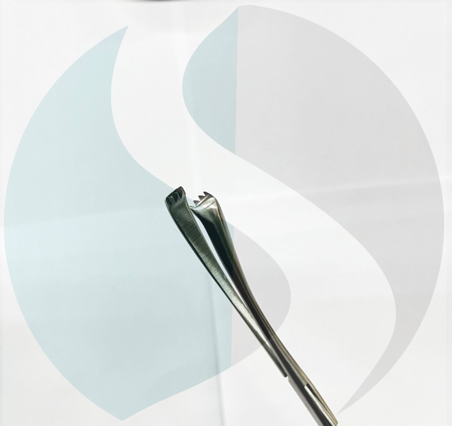 Vulsellum Forceps (Curved) 10INCH - Surgical Shoppe
