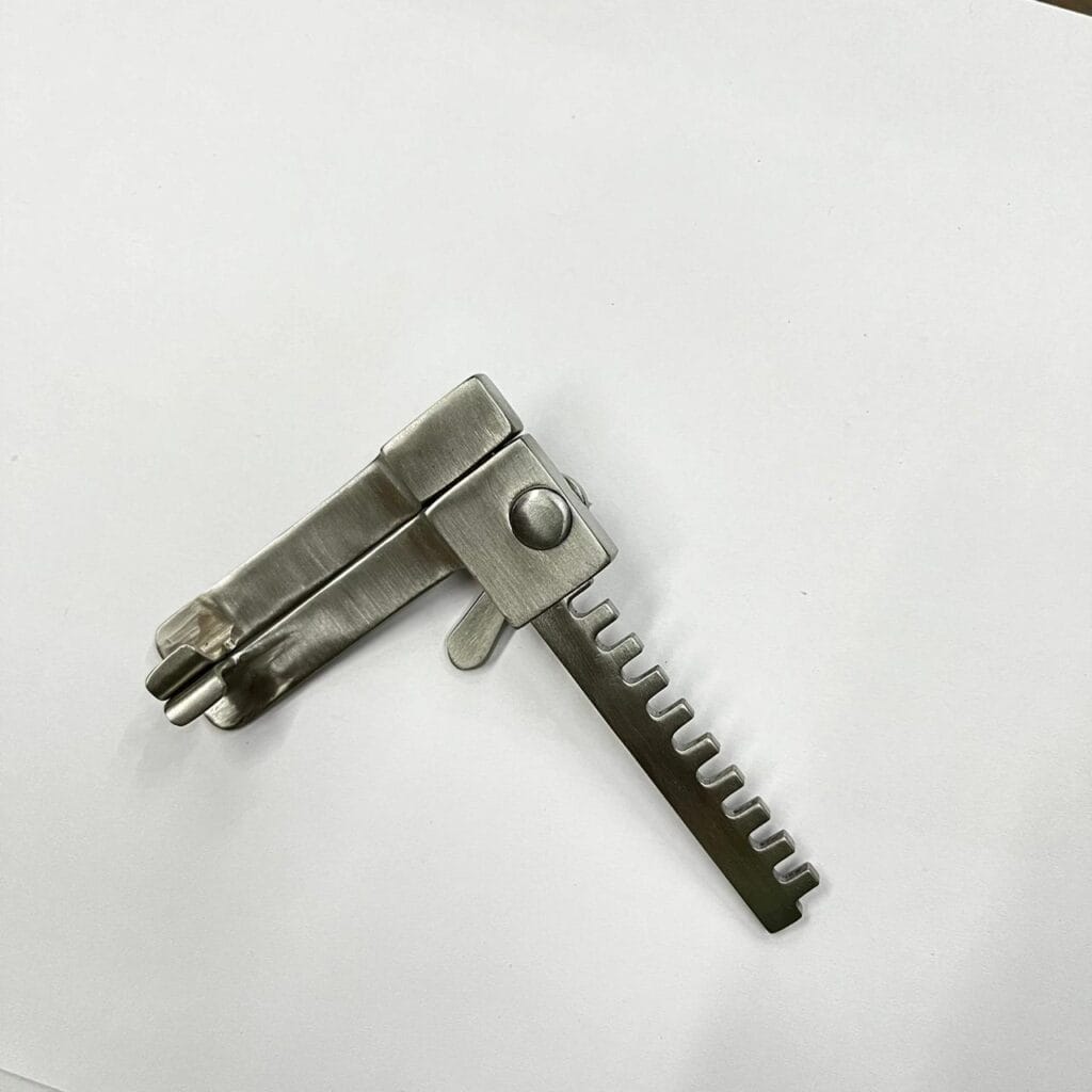 Chest Retractor Finochitto (Pediatric) 3inch - Surgical Shoppe